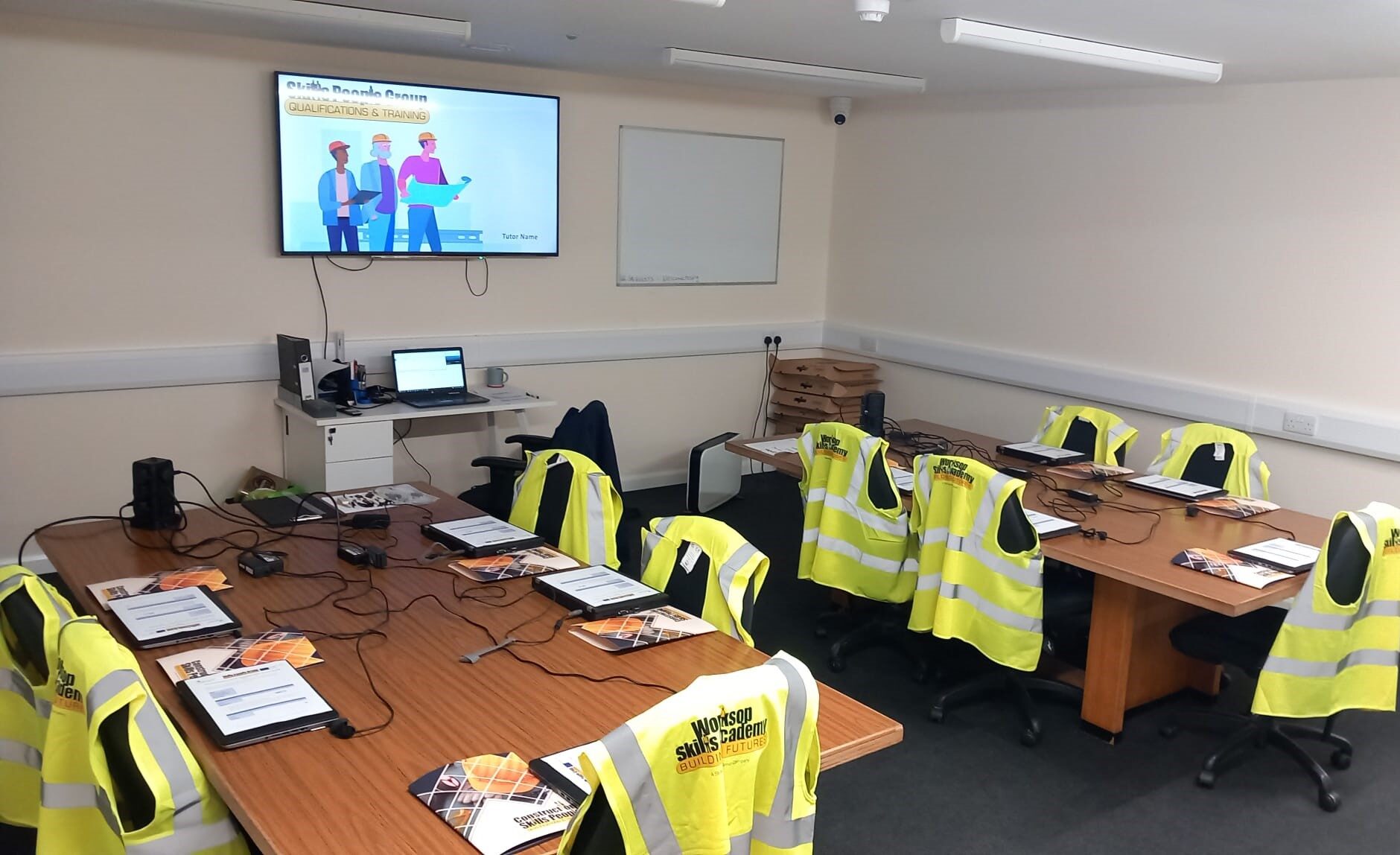 Free Training Courses | Register Online Today | Skills Academy